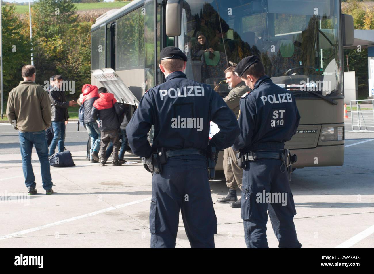 austrian police force is as any other police symbols and signs of the ...