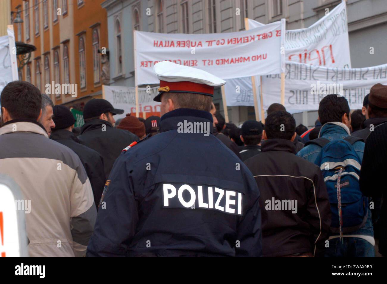 austrian police force is as any other police symbols and signs of the ...