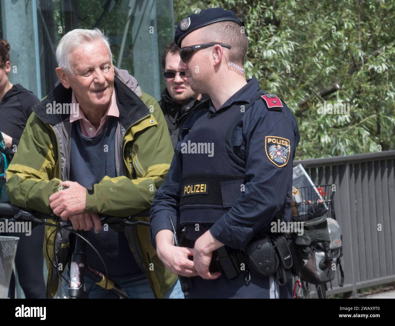 austrian police force is as any other police symbols and signs of the ...