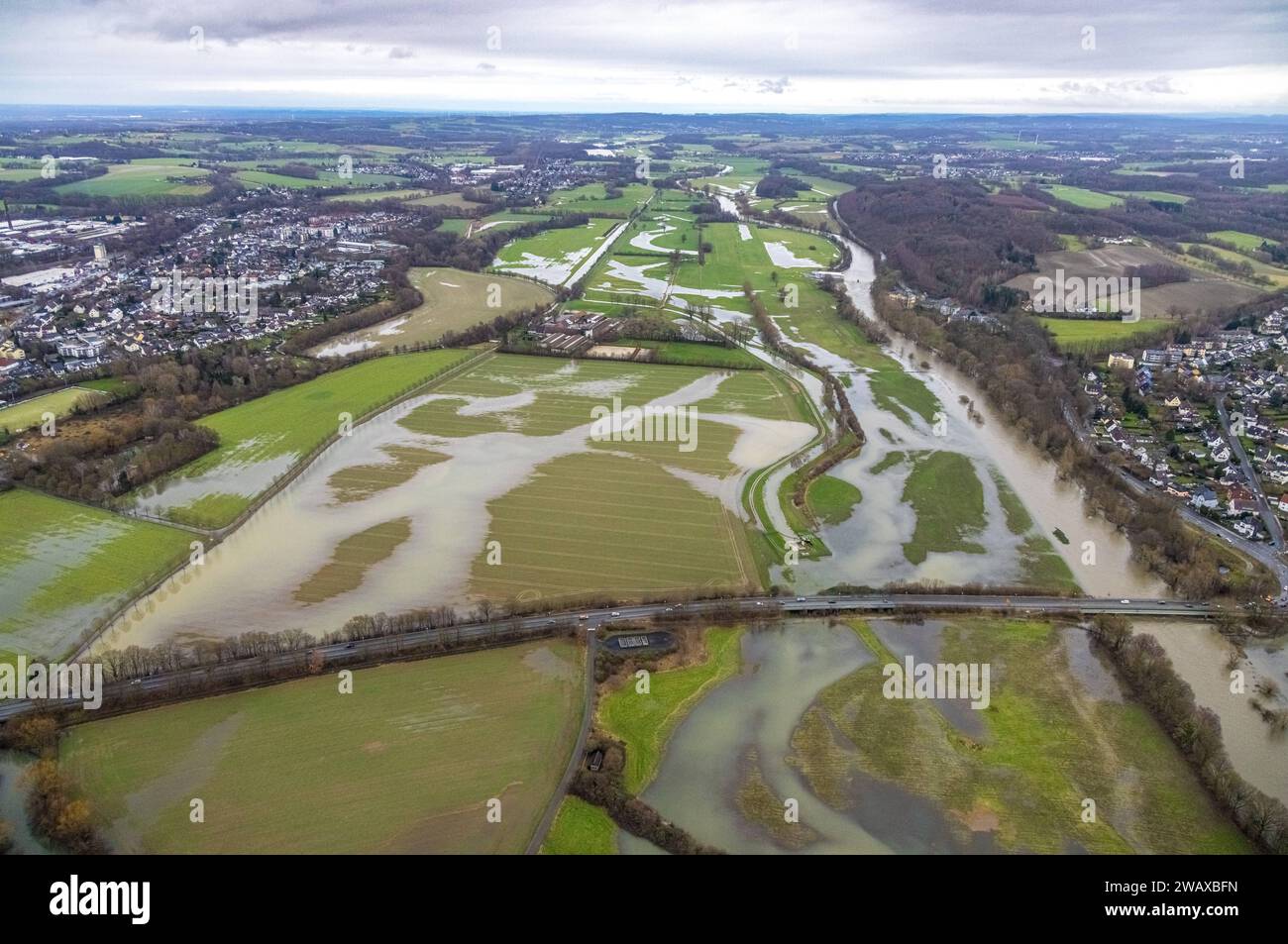 Luftbild, Ruhrhochwasser, Weihnachtshochwasser 2023, Fluss Ruhr tritt nach starken Regenfällen ...