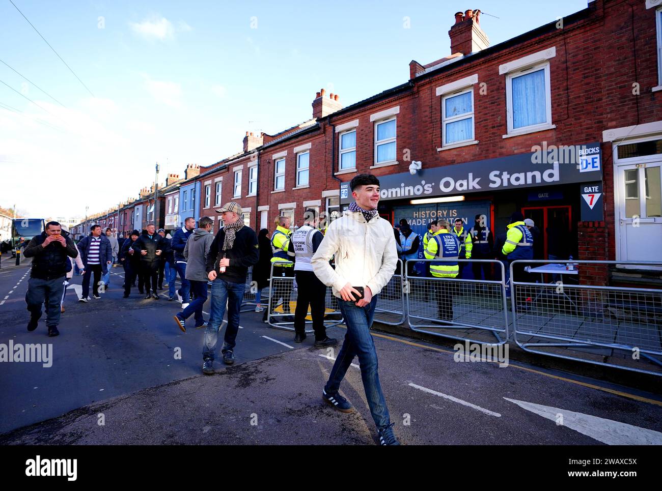 English sunday cup hi-res stock photography and images - Alamy