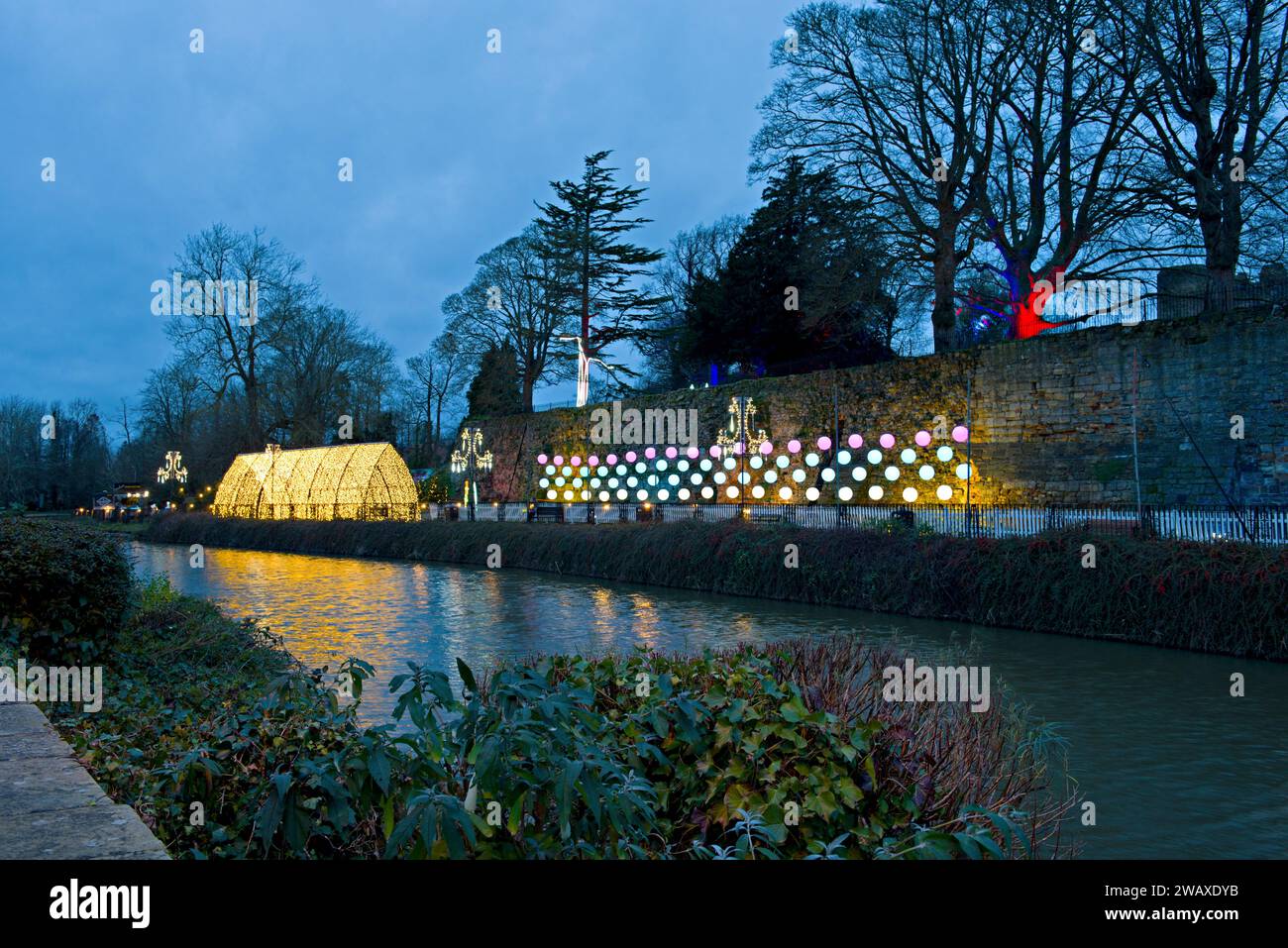 Medway christmas lights hi-res stock photography and images - Alamy