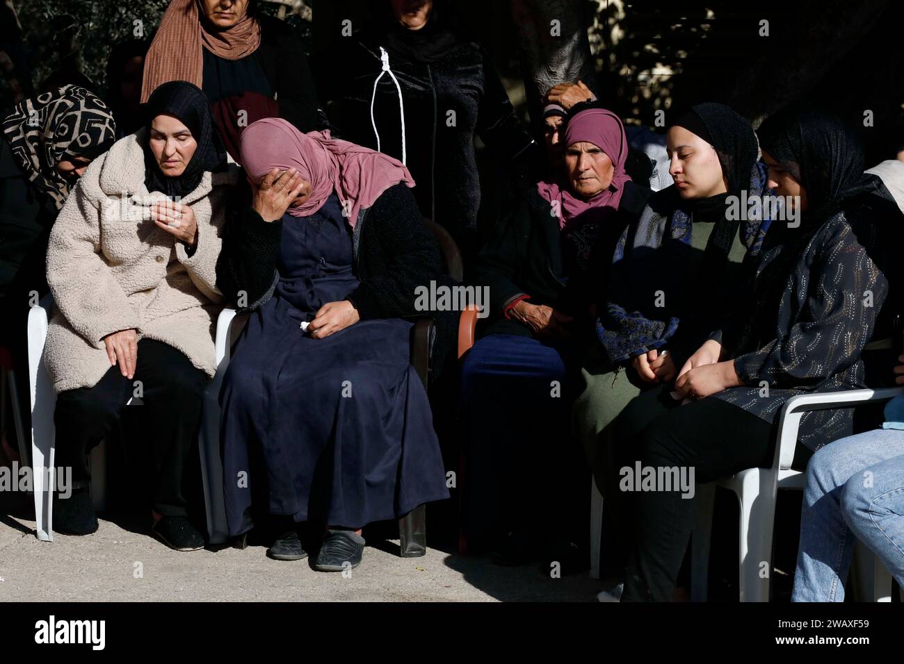 Jenin. 7th Jan, 2024. People attend the funeral of a victim in the West ...