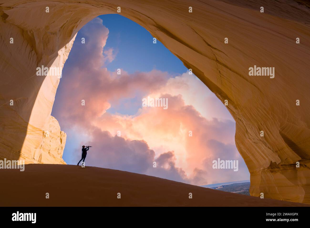 Cutler cave hi-res stock photography and images - Alamy