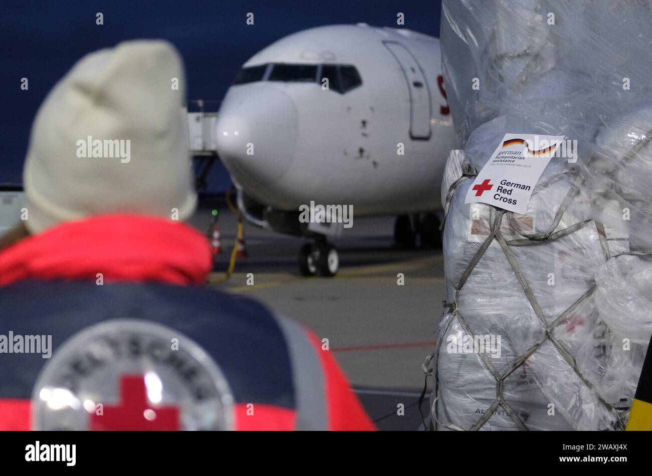 Schkeuditz, Germany. 07th Jan, 2024. At Leipzig-Halle airport, 33 tons ...