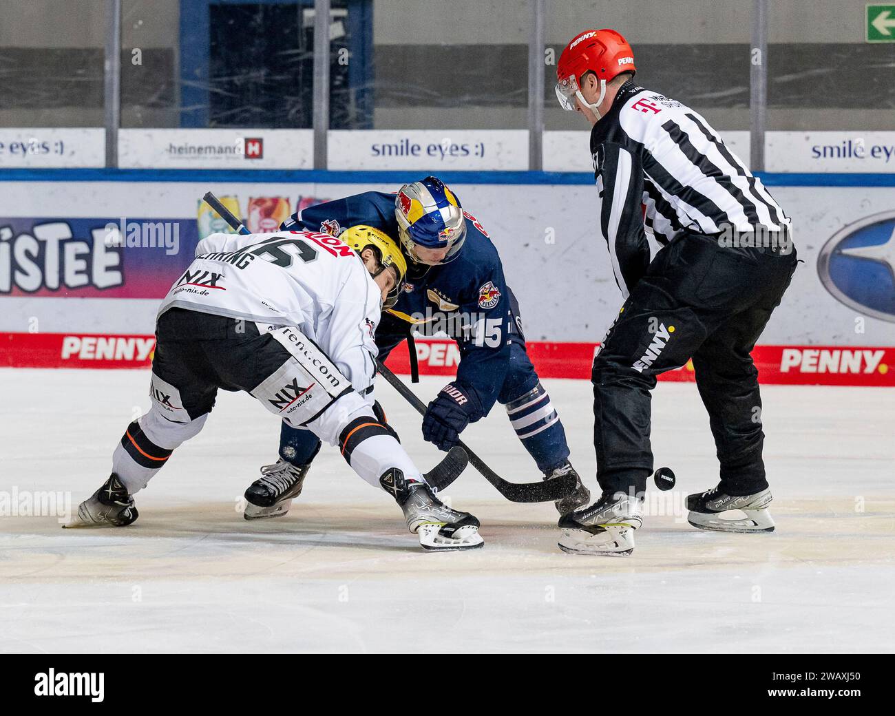 Dominic chad hi-res stock photography and images - Alamy