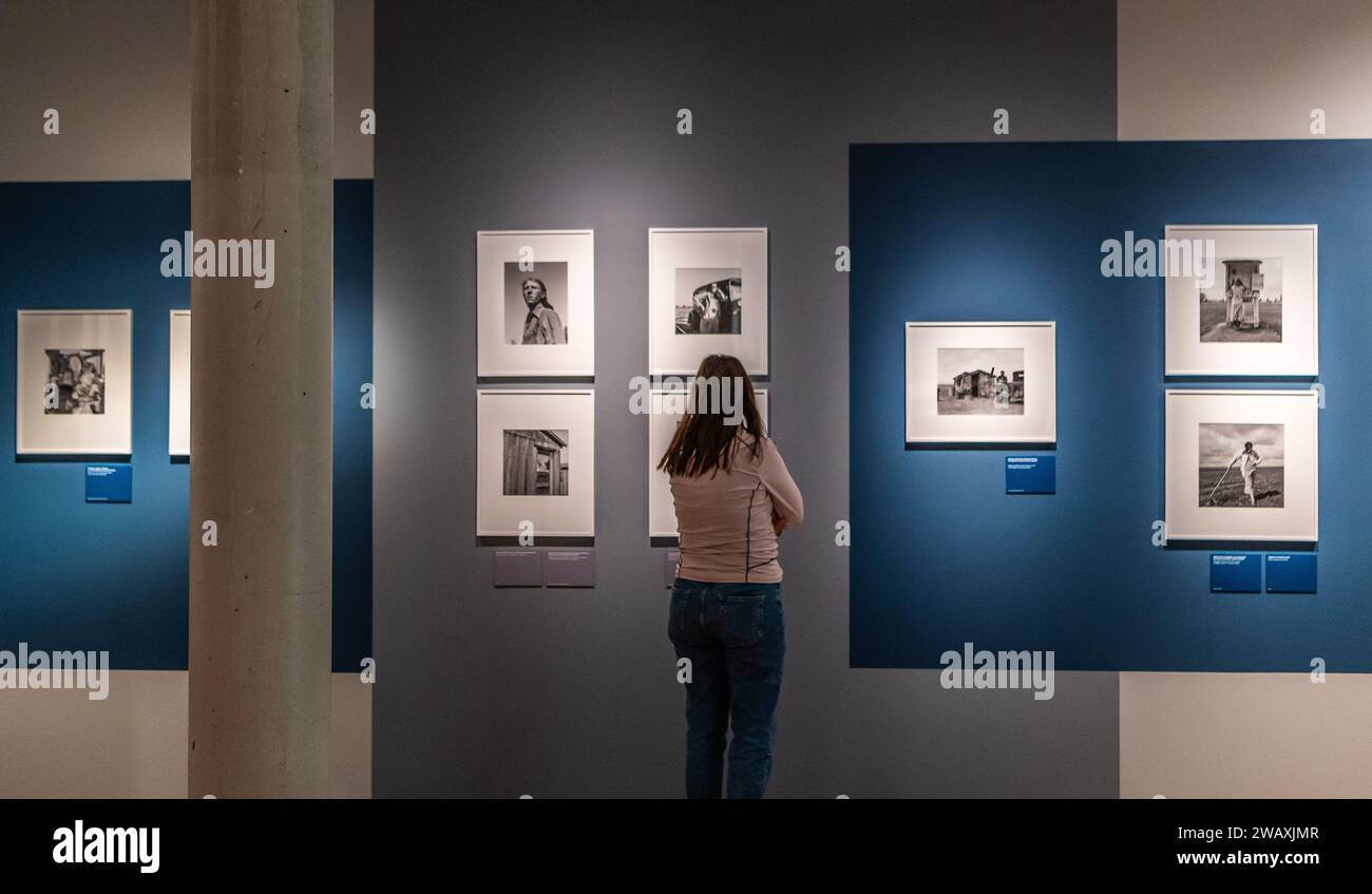 Photographic exhibition of the famous American photographer Dorothea ...