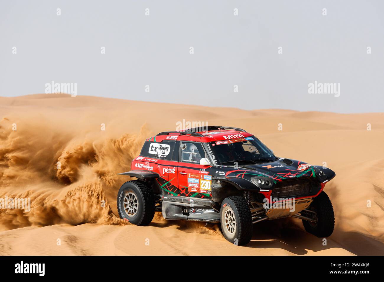 230 NAVARRO Pau (spa), REIS Goncalo (prt), X-Raid Mini JCW Team, Mini ...