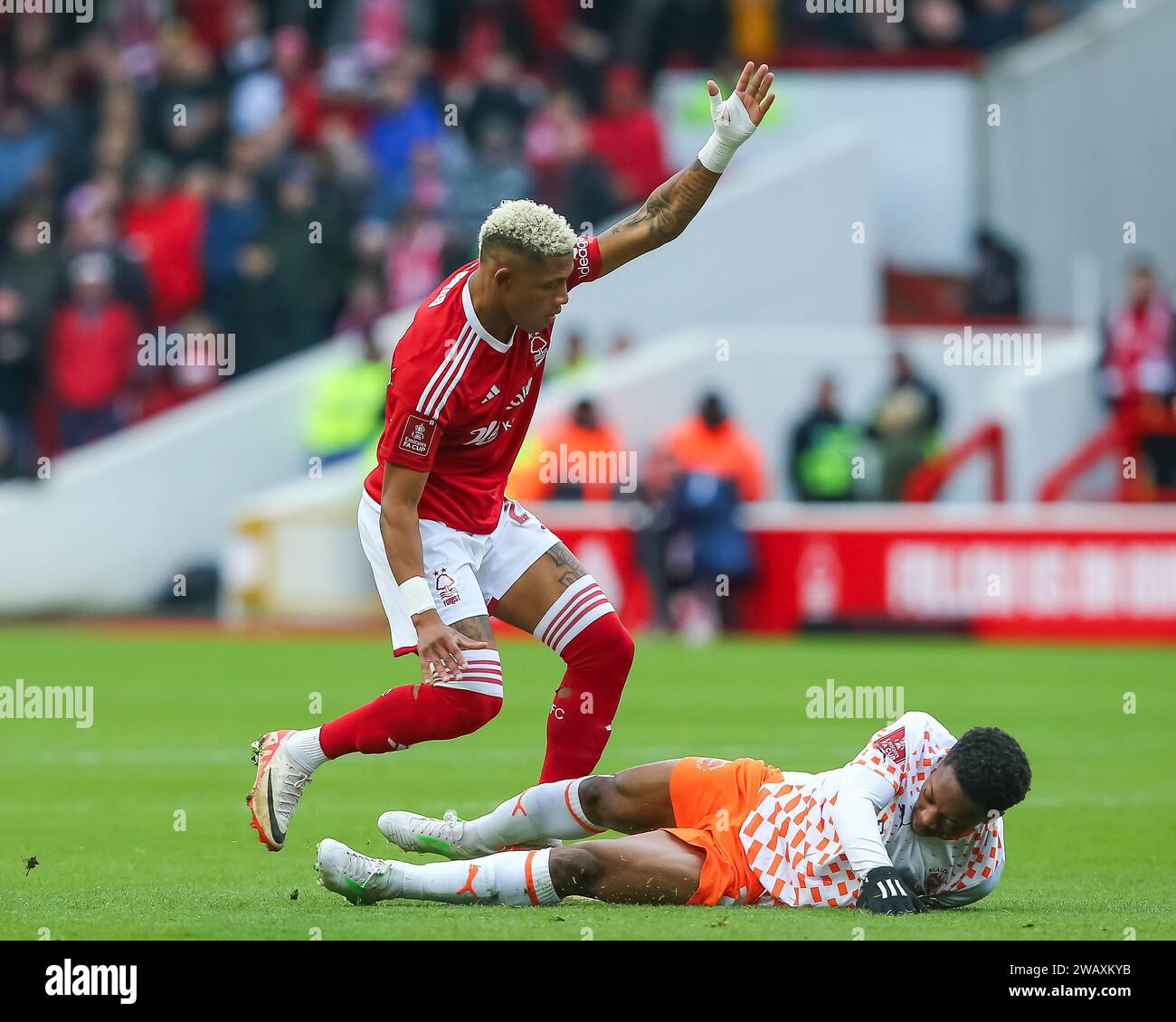 Danilo nottingham forest 2024 hi-res stock photography and images - Alamy