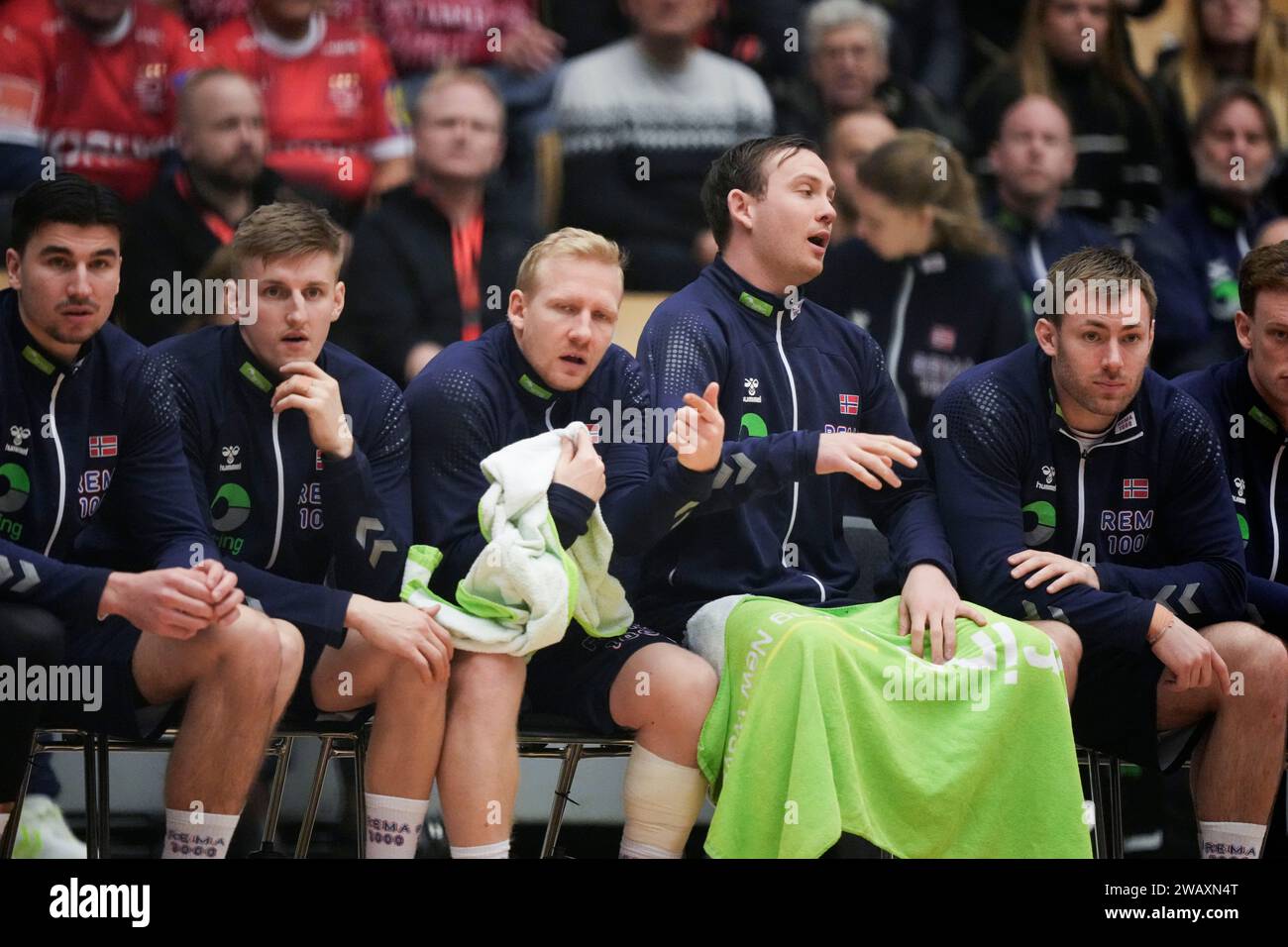 Defeat on Norway's bench during the men's handball match in the ...