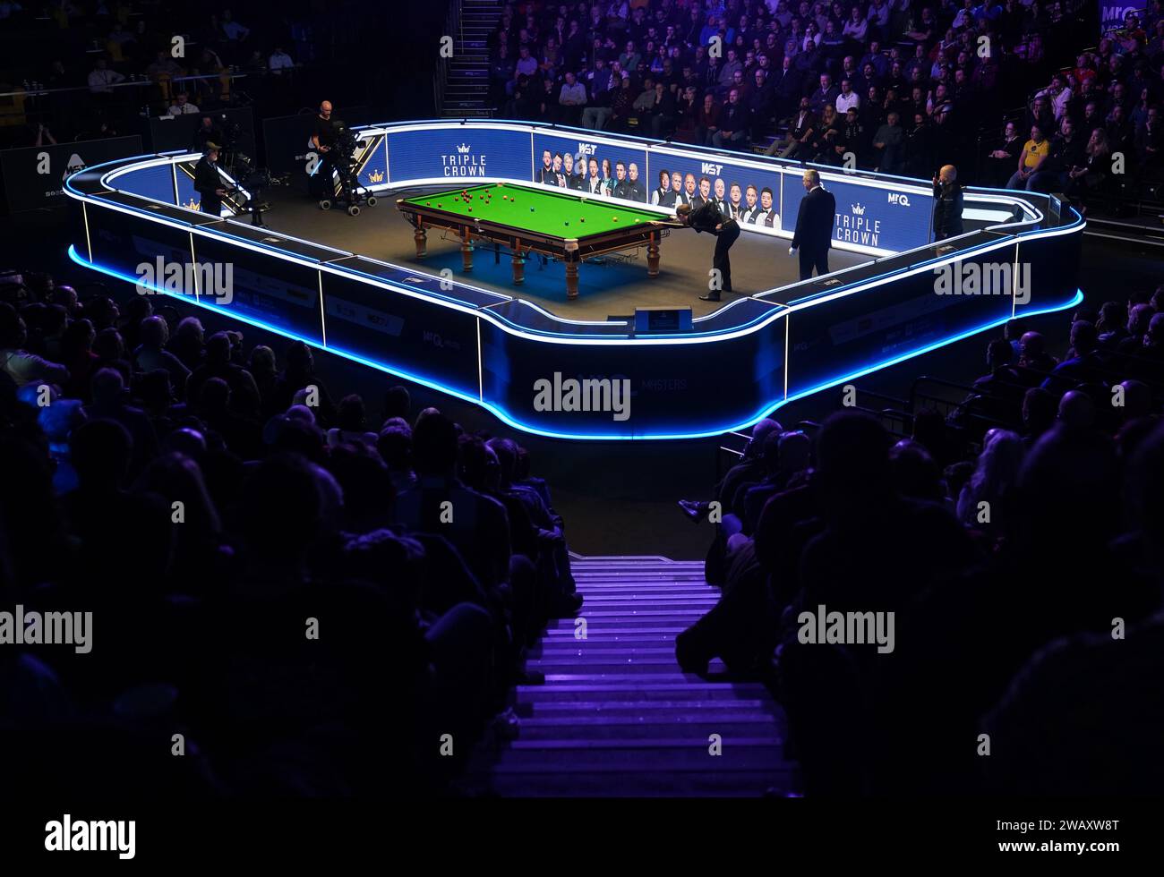 General view of play during Luca Brecel against Jack Lisowski during ...