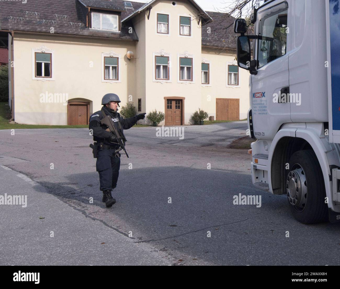 austrian police force is as any other police symbols and signs of the ...
