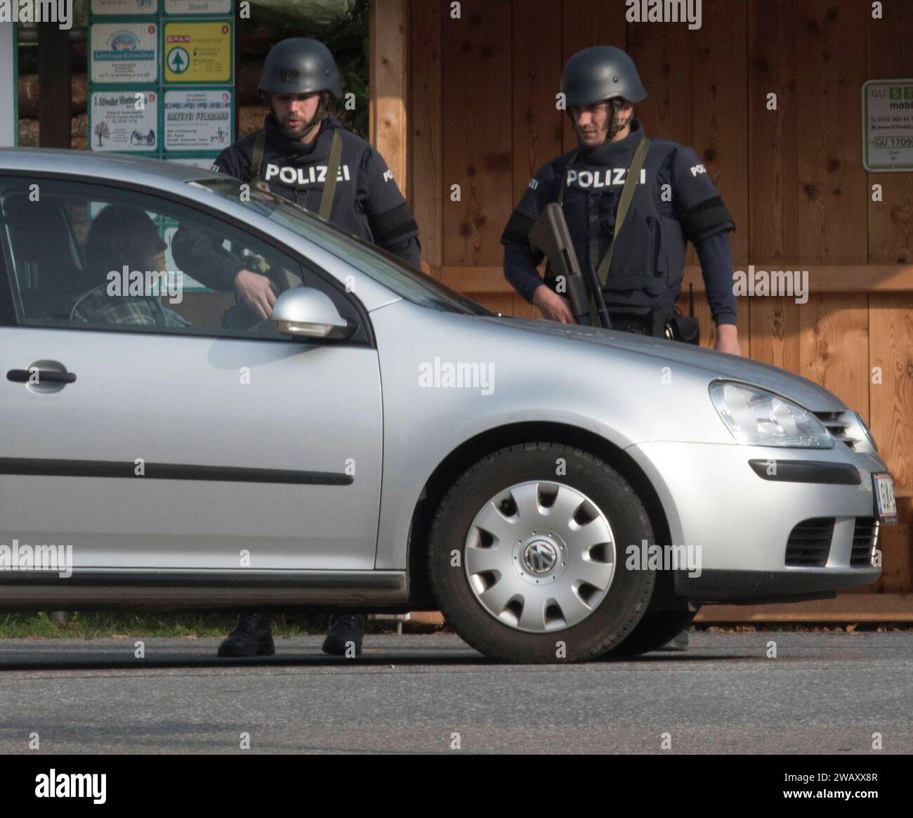 austrian police force is as any other police symbols and signs of the ...