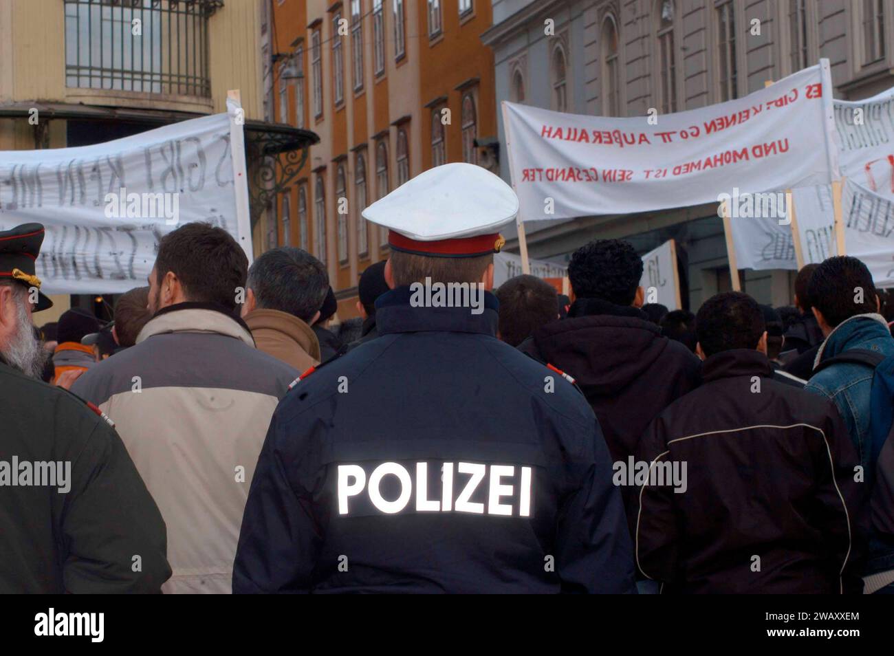 austrian police force is as any other police symbols and signs of the ...