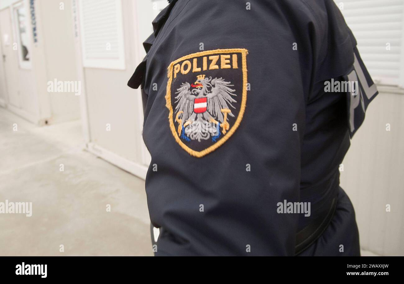 austrian police force is as any other police symbols and signs of the ...