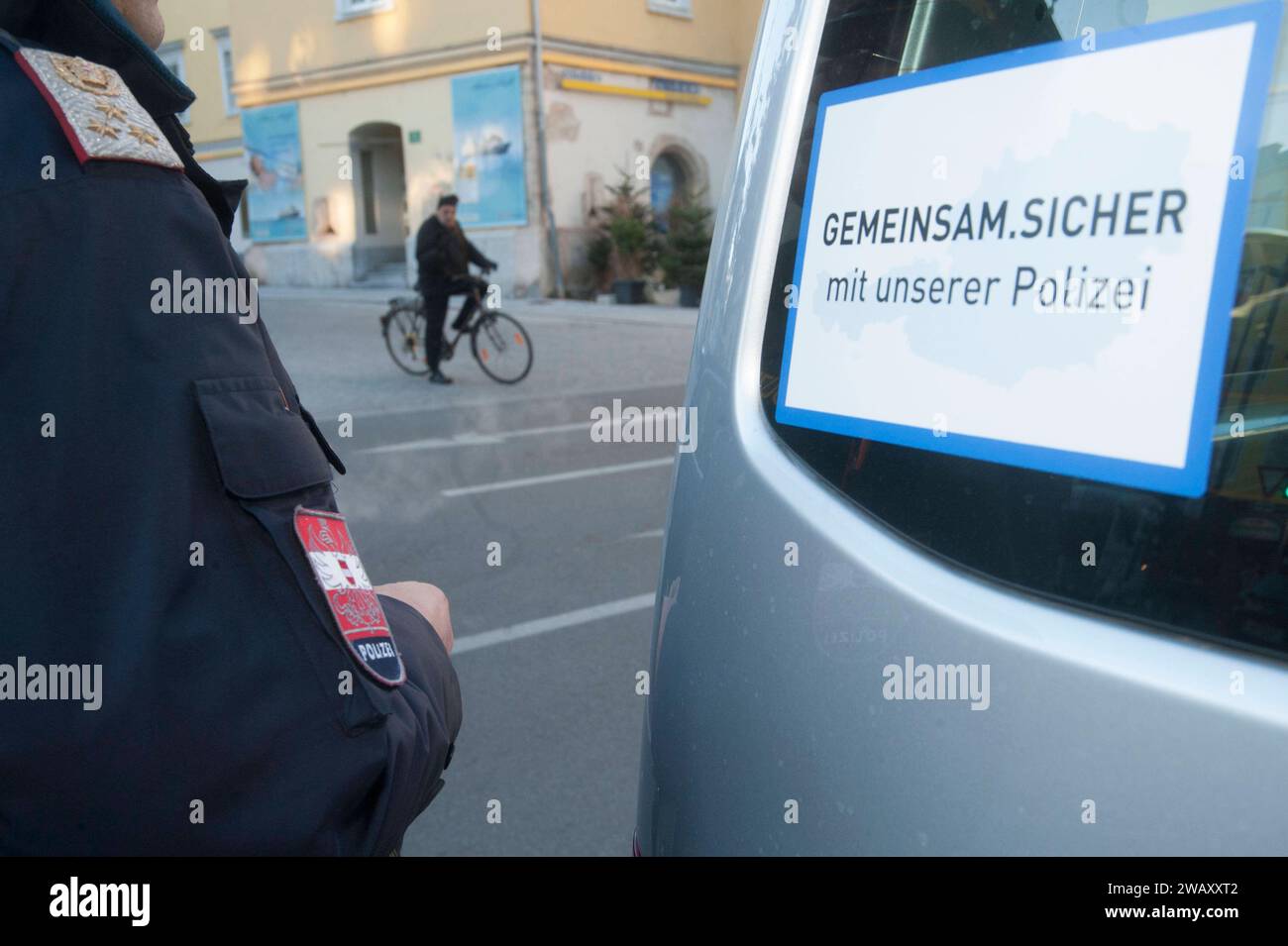 austrian police force is as any other police symbols and signs of the ...