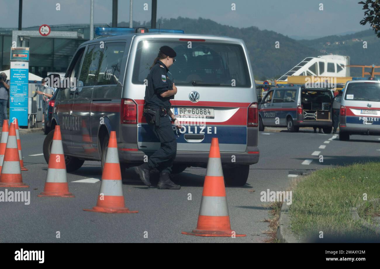 austrian police force is as any other police symbols and signs of the ...