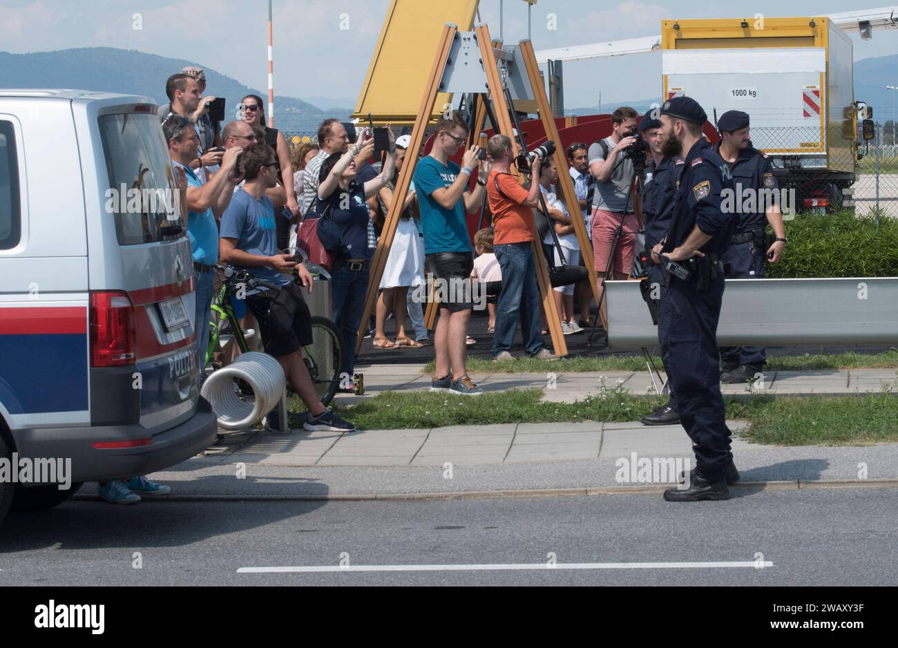 austrian police force is as any other police symbols and signs of the ...