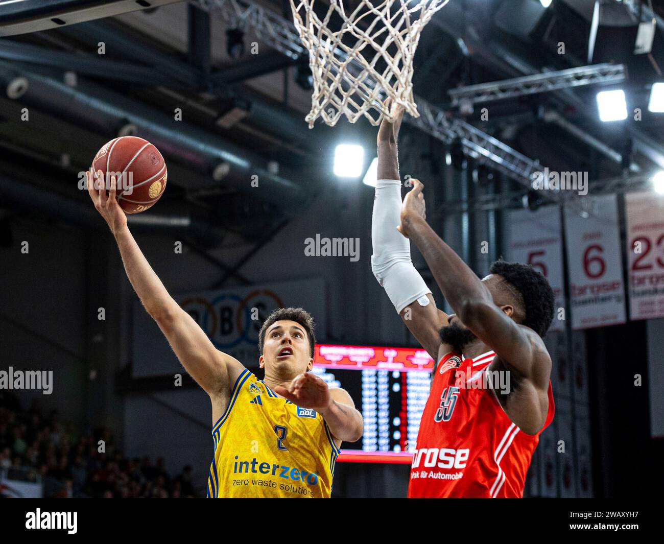 Bamberg, Deutschland. 07th Jan, 2024. Matteo Spagnolo (ALBA Berlin, #03 ...