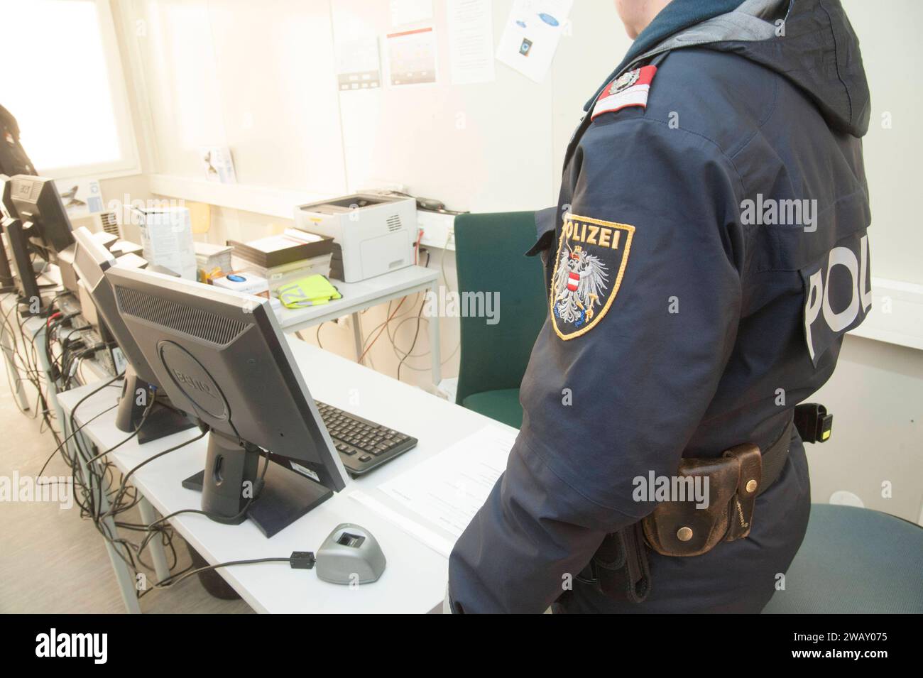 austrian police force is as any other police symbols and signs of the ...