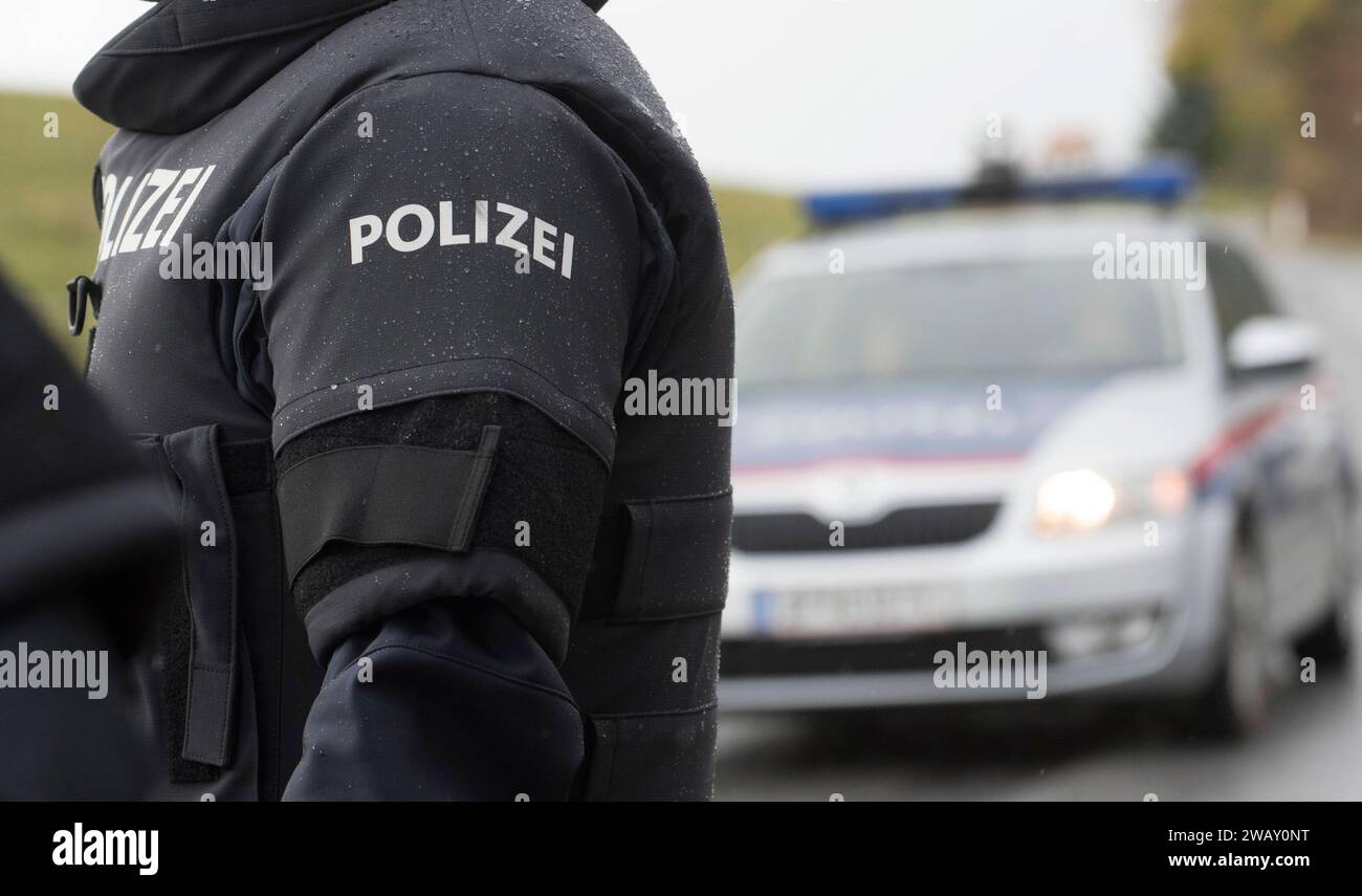 austrian police force is as any other police symbols and signs of the ...