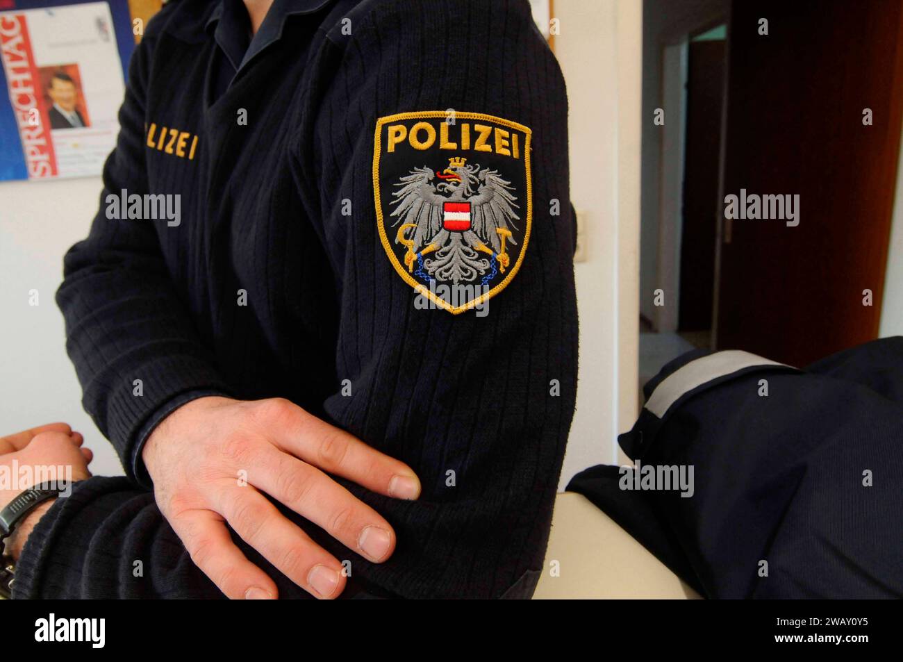 austrian police force is as any other police symbols and signs of the ...
