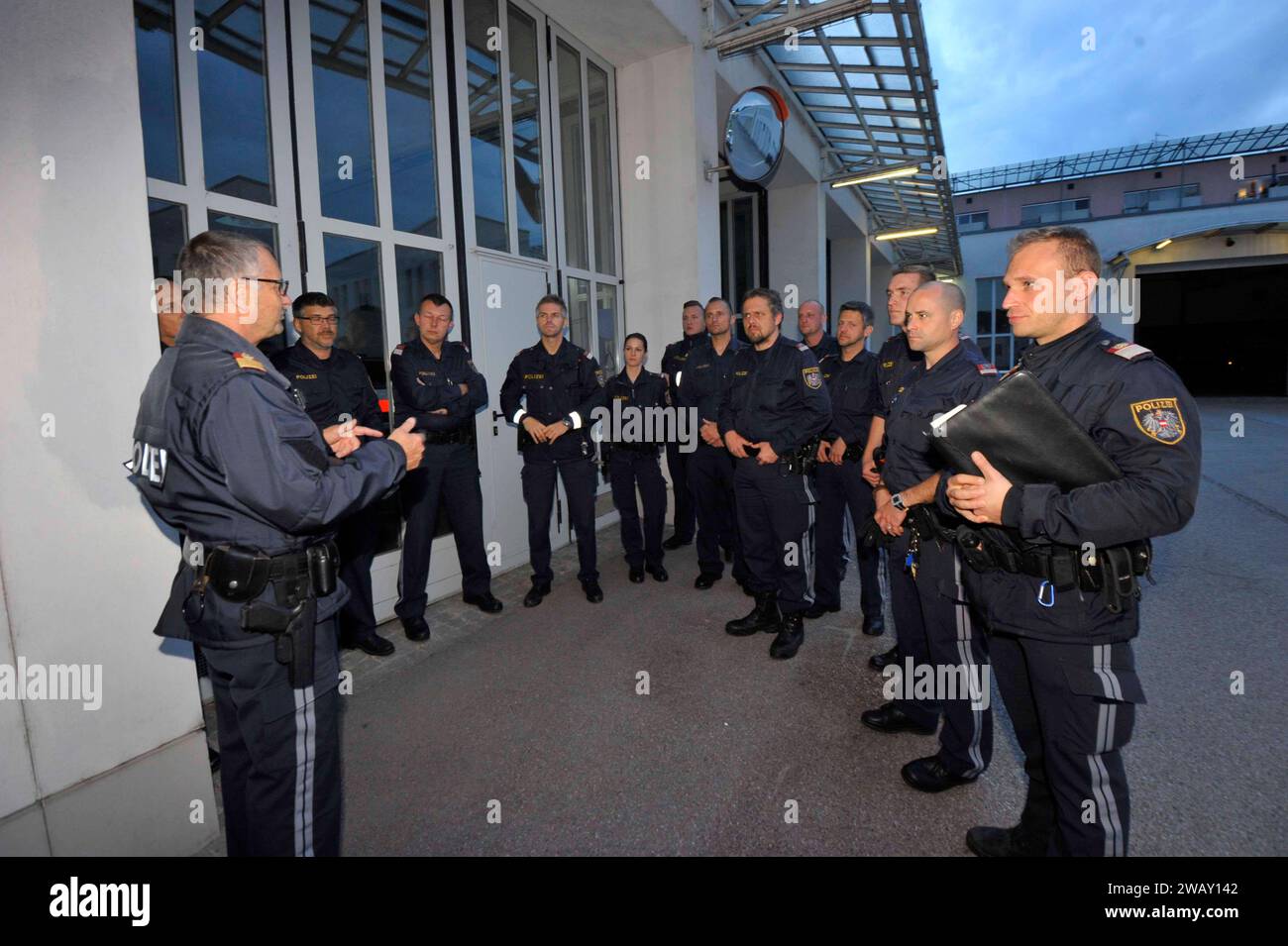 austrian police force is as any other police symbols and signs of the ...