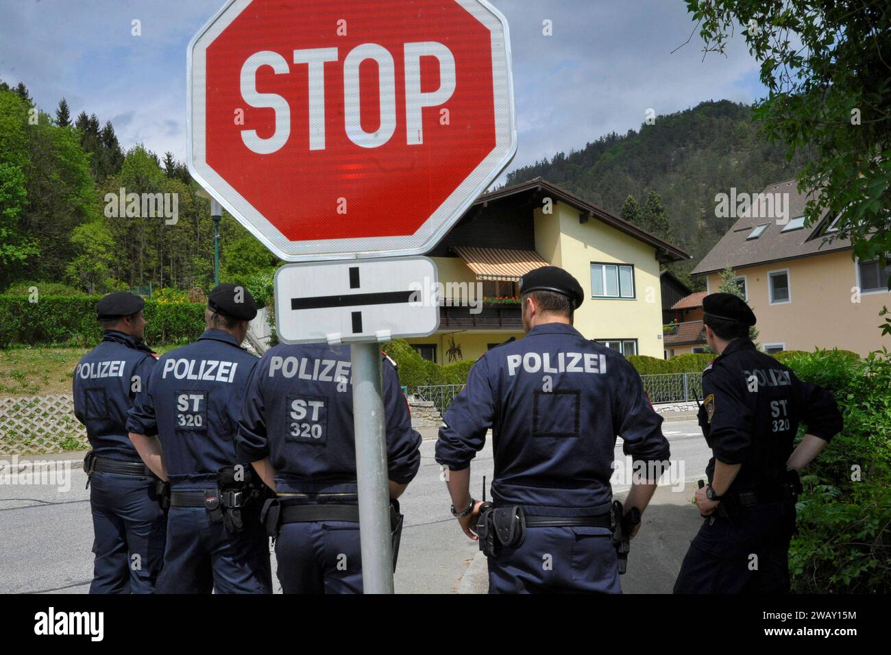 austrian police force is as any other police symbols and signs of the ...