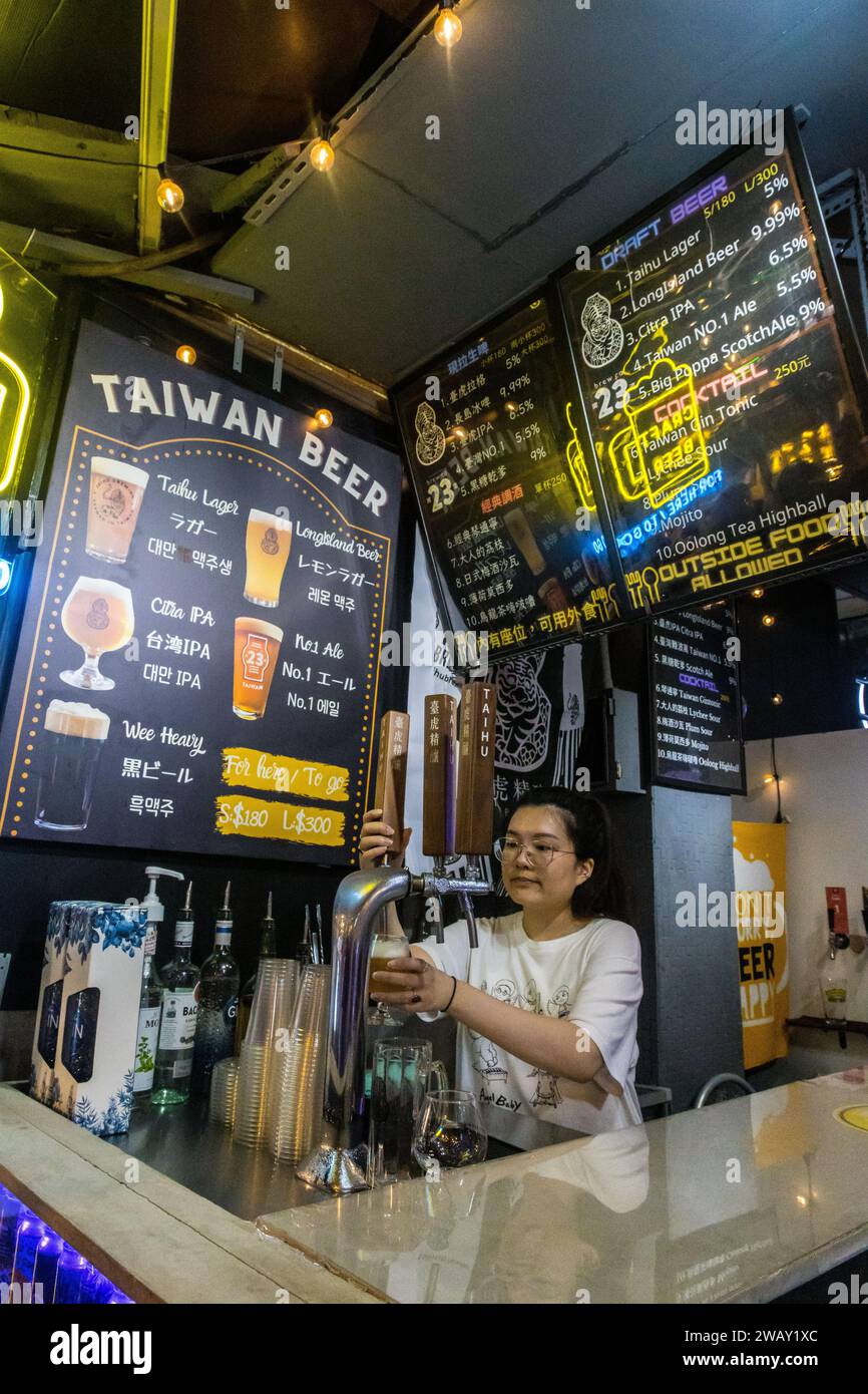 Taipei, Taiwan - October 9 2023 : Taiwnese Beer on Tap served at Raohe ...