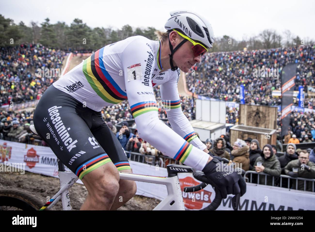 Zonhoven, Belgium. 07th Jan, 2024. Dutch Mathieu Van Der Poel pictured ...