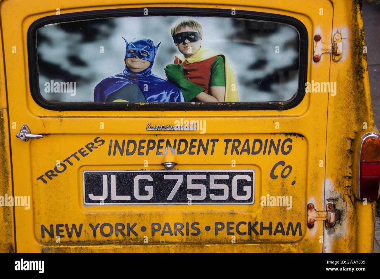 Only fools and horses robin reliant hi-res stock photography and images ...