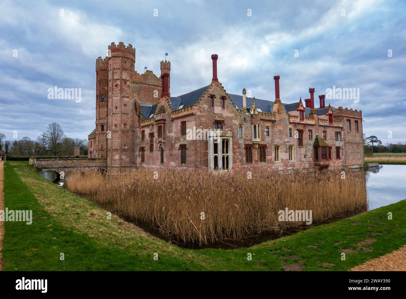 Oxburgh hall hi-res stock photography and images - Alamy