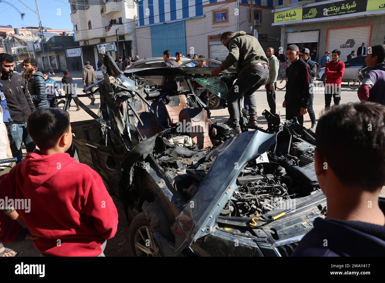 Diplomatic car hi-res stock photography and images - Alamy