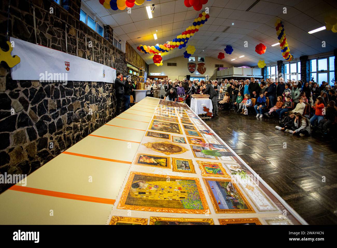 Oberkirchen, Germany. 07th Jan, 2024. The record-breaking jigsaw puzzle ...