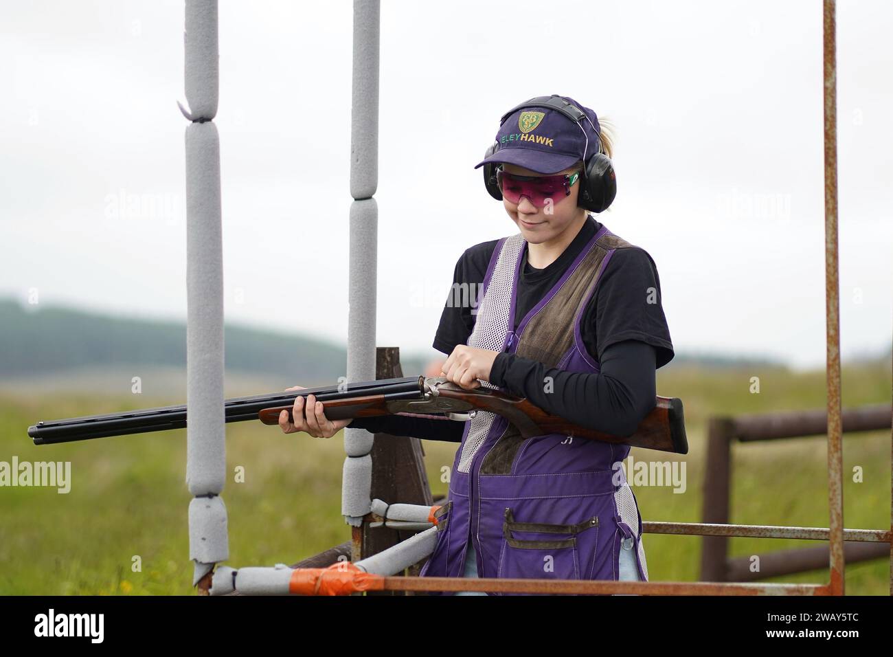 Clay target shooting Stock Photo - Alamy
