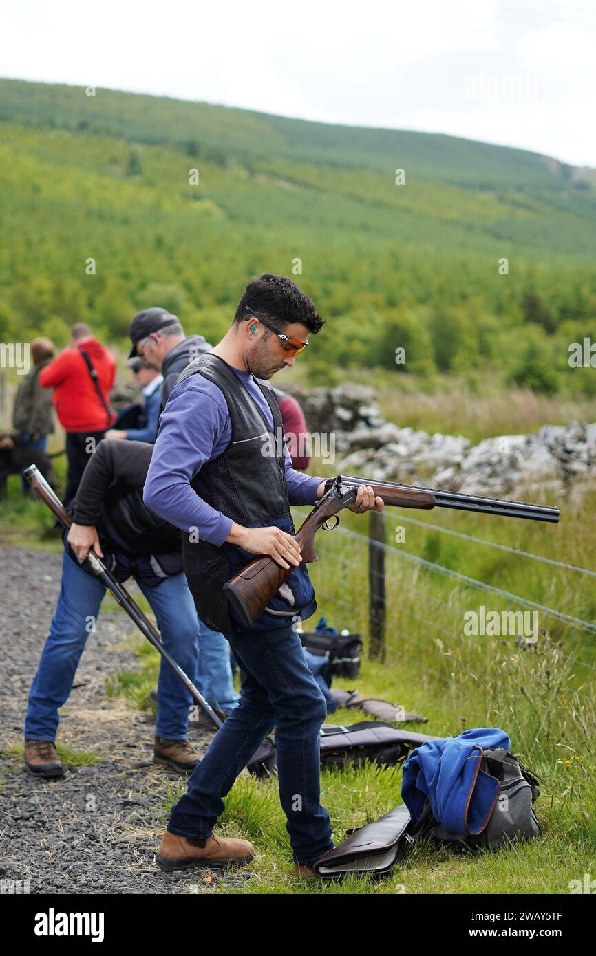 Clay target shooting Stock Photo - Alamy