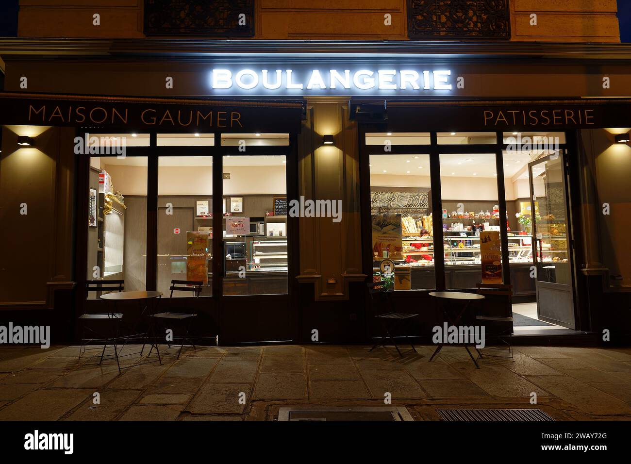 The vintage bakery and cake shop located in 5th district of Paris at ...