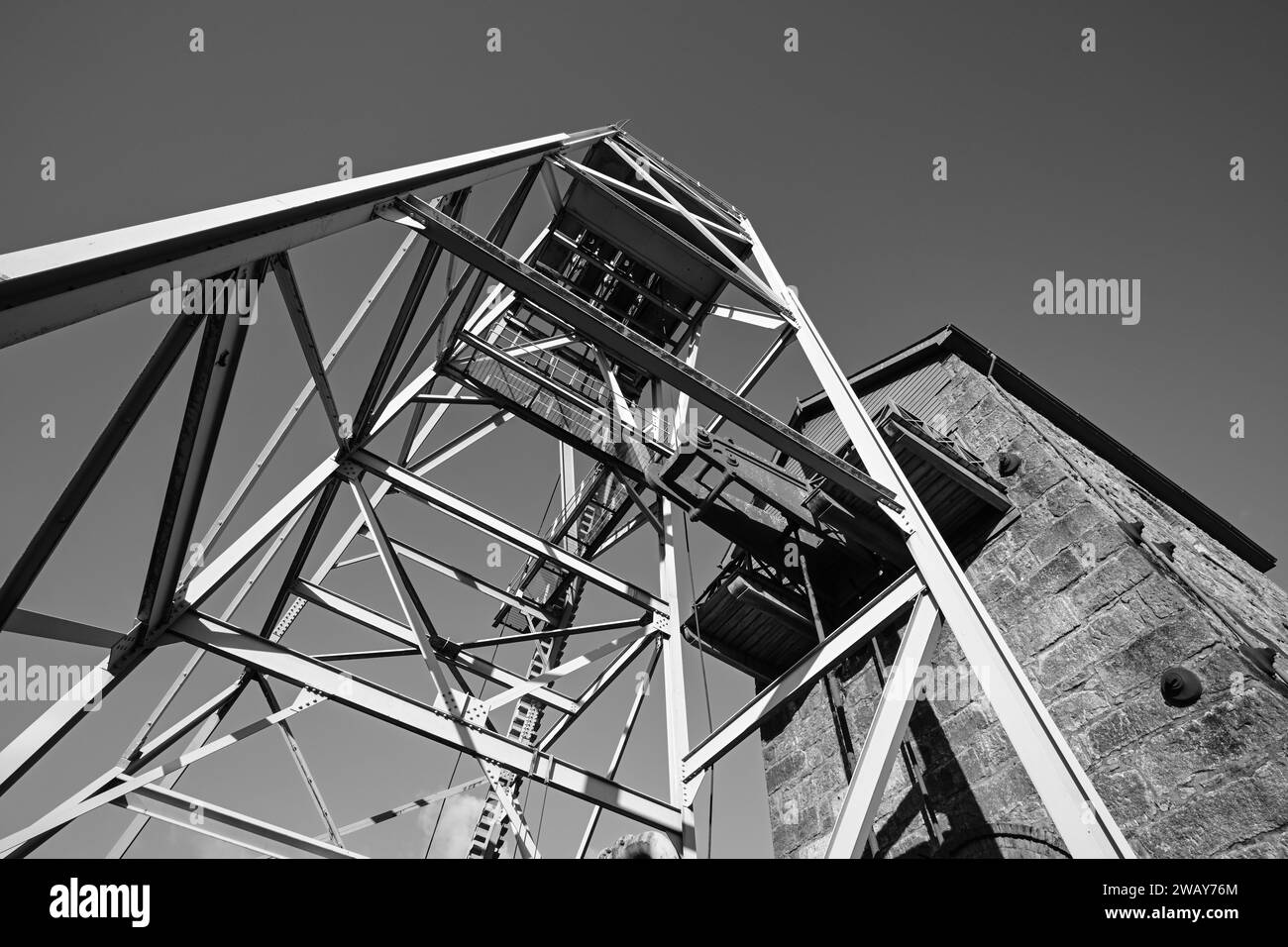 HEARTLANDS POOL CAMBORNE WORLD HERITAGE SITE MINING ENGINE HOUSE Stock ...
