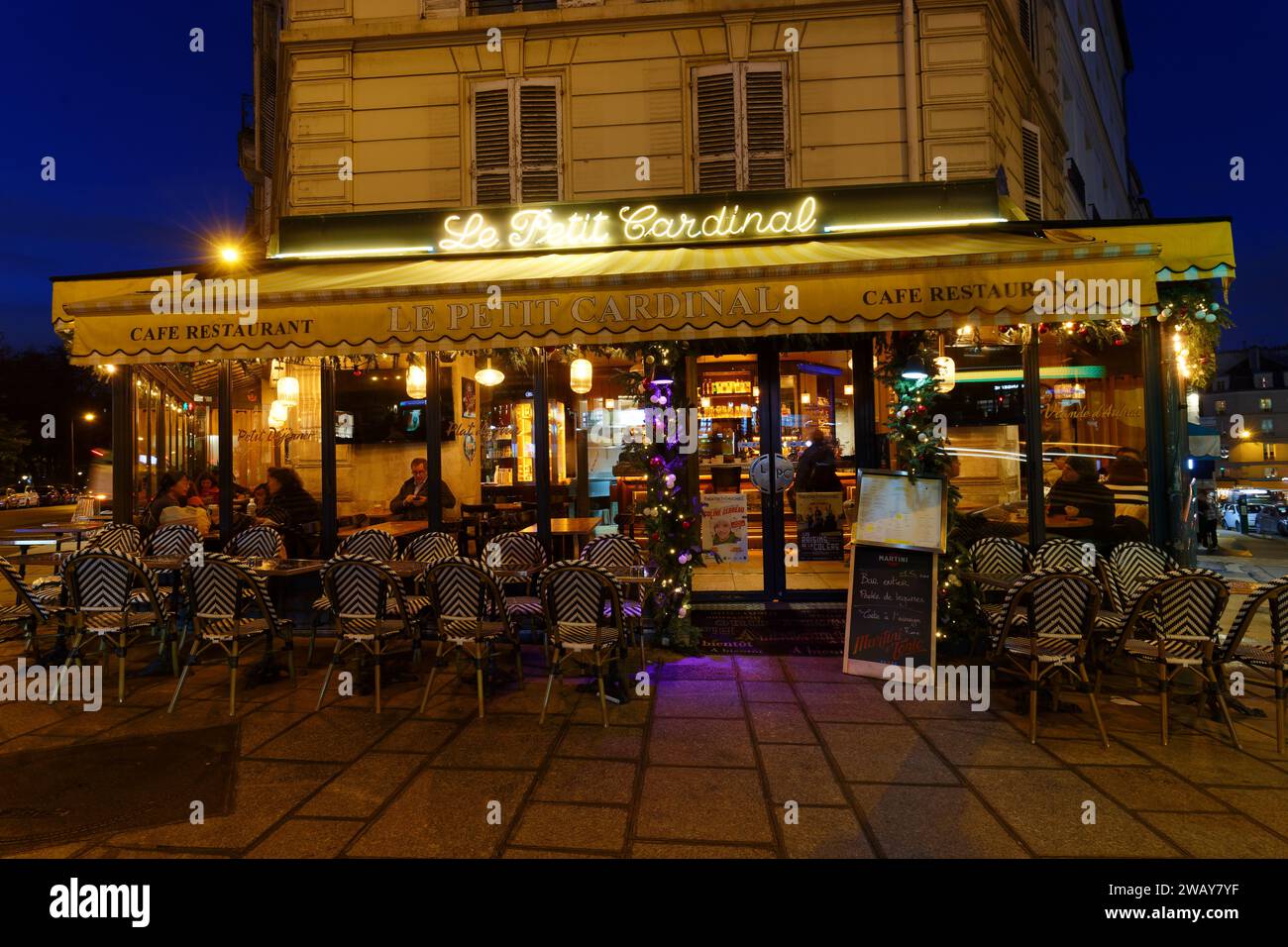 Le Petit Cardinal is a traditional Italian cafe located in Latin ...