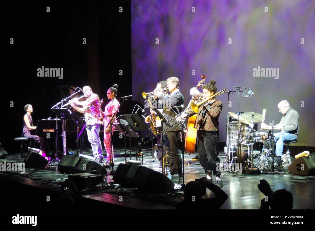 Die englische Jazz-Pianistin Zoe Rahman mit ihrem Oktett Colour of ...