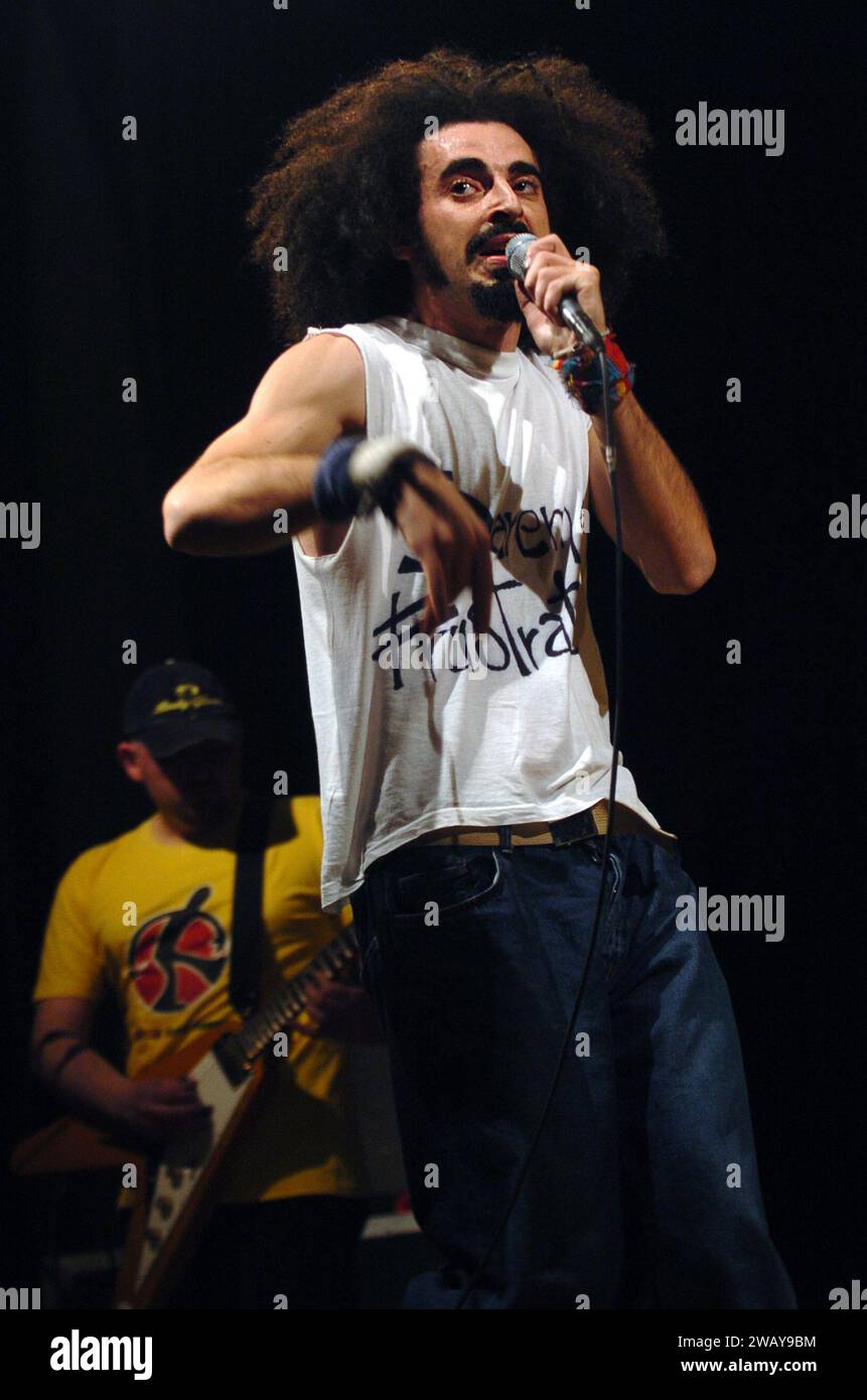 Caparezza immagini 2004 hi-res stock photography and images - Alamy