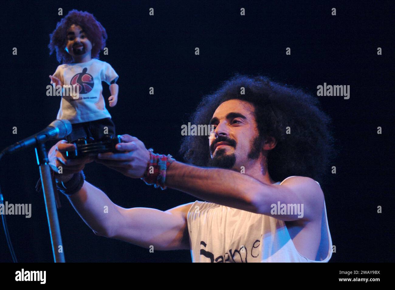 Caparezza immagini 2004 hi-res stock photography and images - Alamy