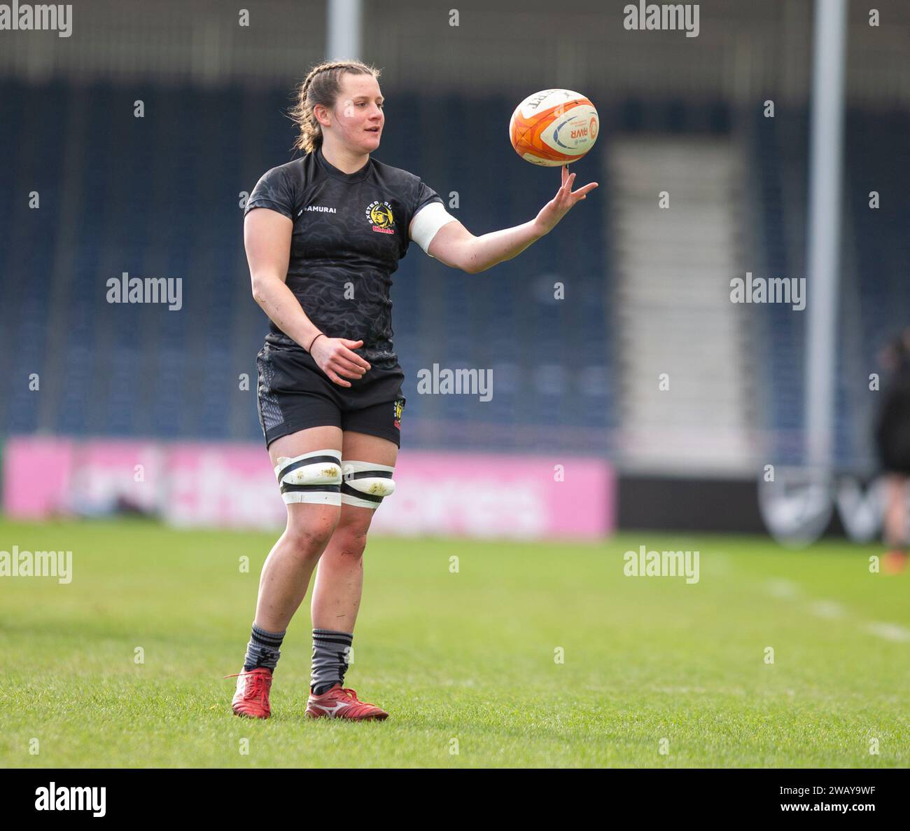 Ealijng trailfinders women hi-res stock photography and images - Alamy