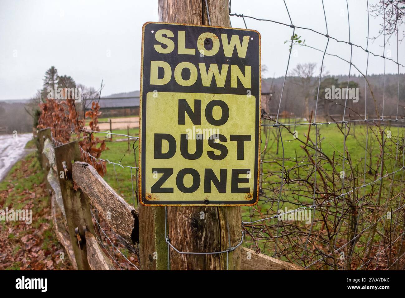 Colgate, January 4th 2024: Slow Down No Dust Zone signage Stock Photo ...