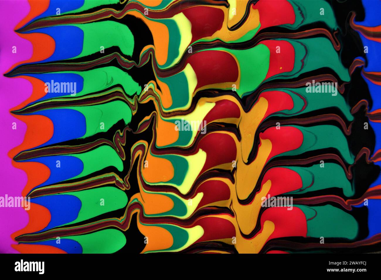 Flowing downward hi-res stock photography and images - Alamy