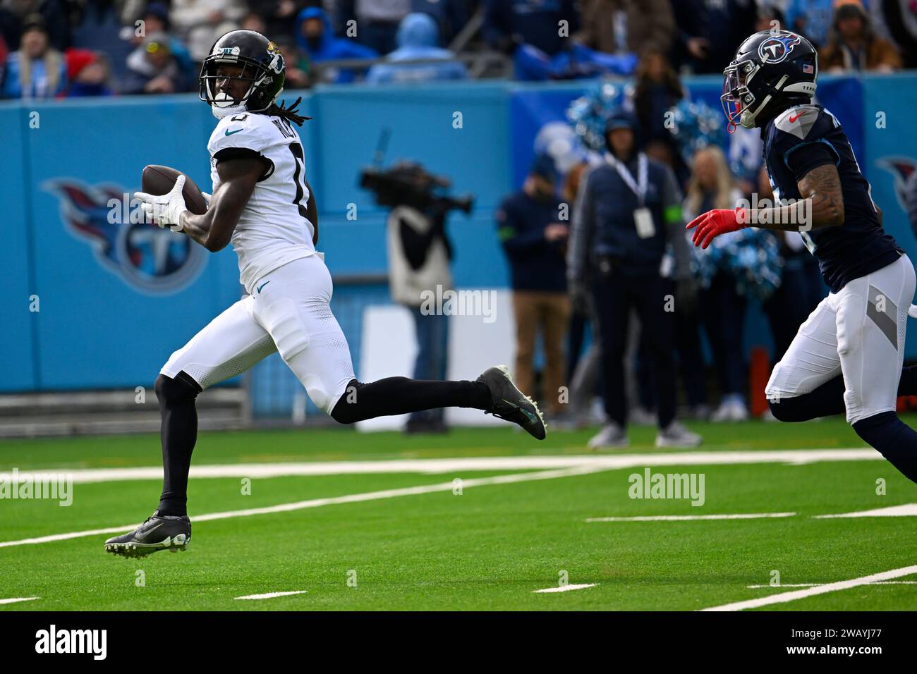 Jacksonville Jaguars wide receiver Calvin Ridley (0) runs for a ...