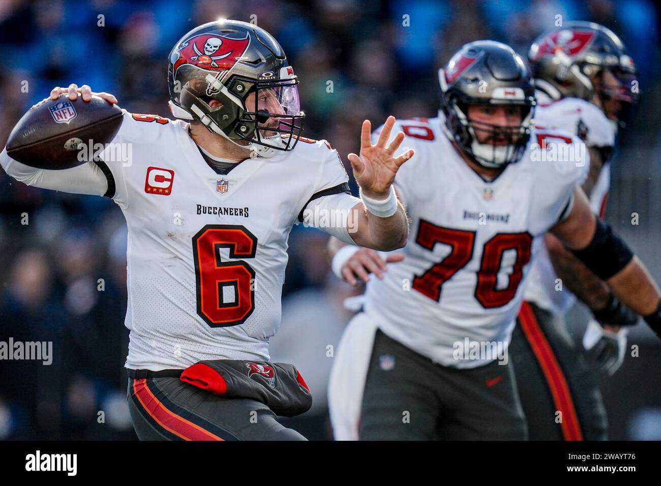 Tampa Bay Buccaneers quarterback Baker Mayfield (6) passes against the ...