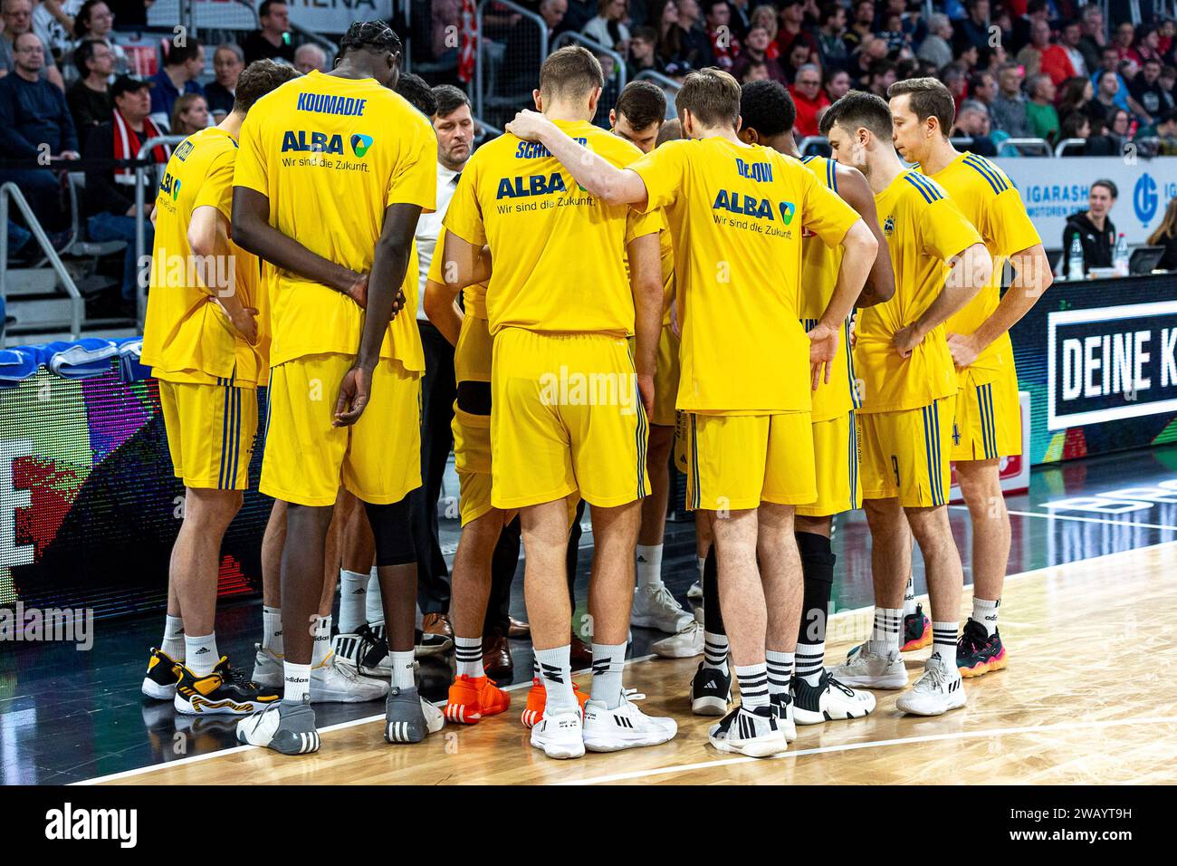Bamberg, Deutschland. 07th Jan, 2024. Team, Mannschaft, vor Spielbeginn ...