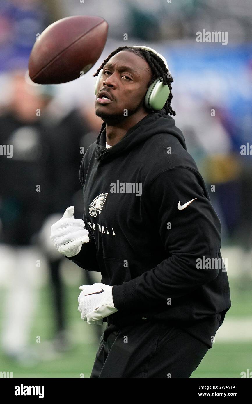 Philadelphia Eagles wide receiver A.J. Brown warms up before playing ...