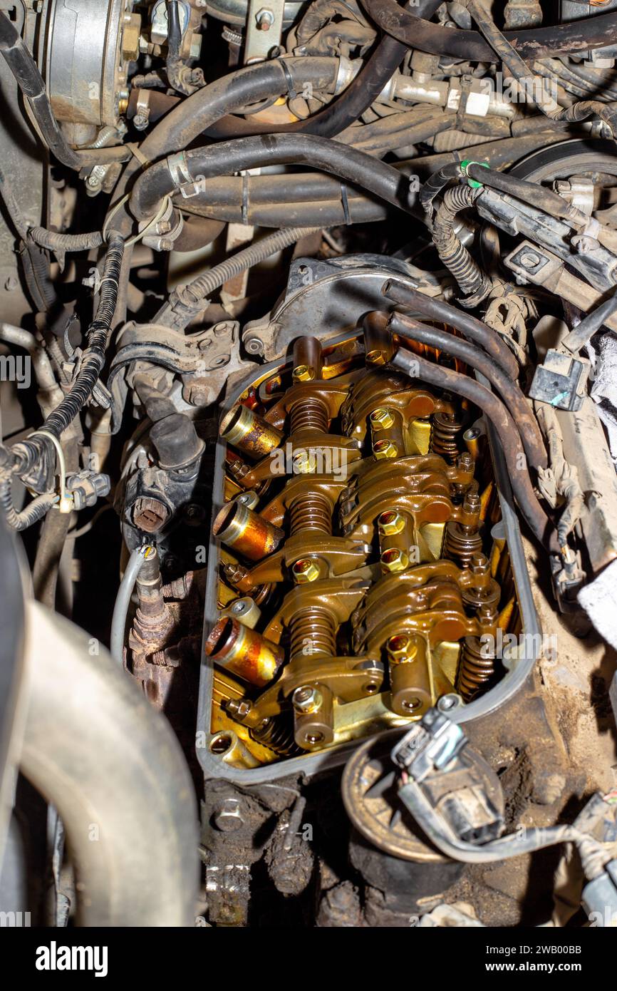 Car valves hi-res stock photography and images - Alamy